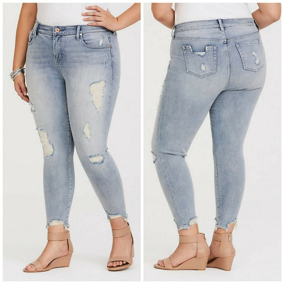 torrid | Jeans | Torrid Jeans Girlfriend Light Wash Distressed Crop ...